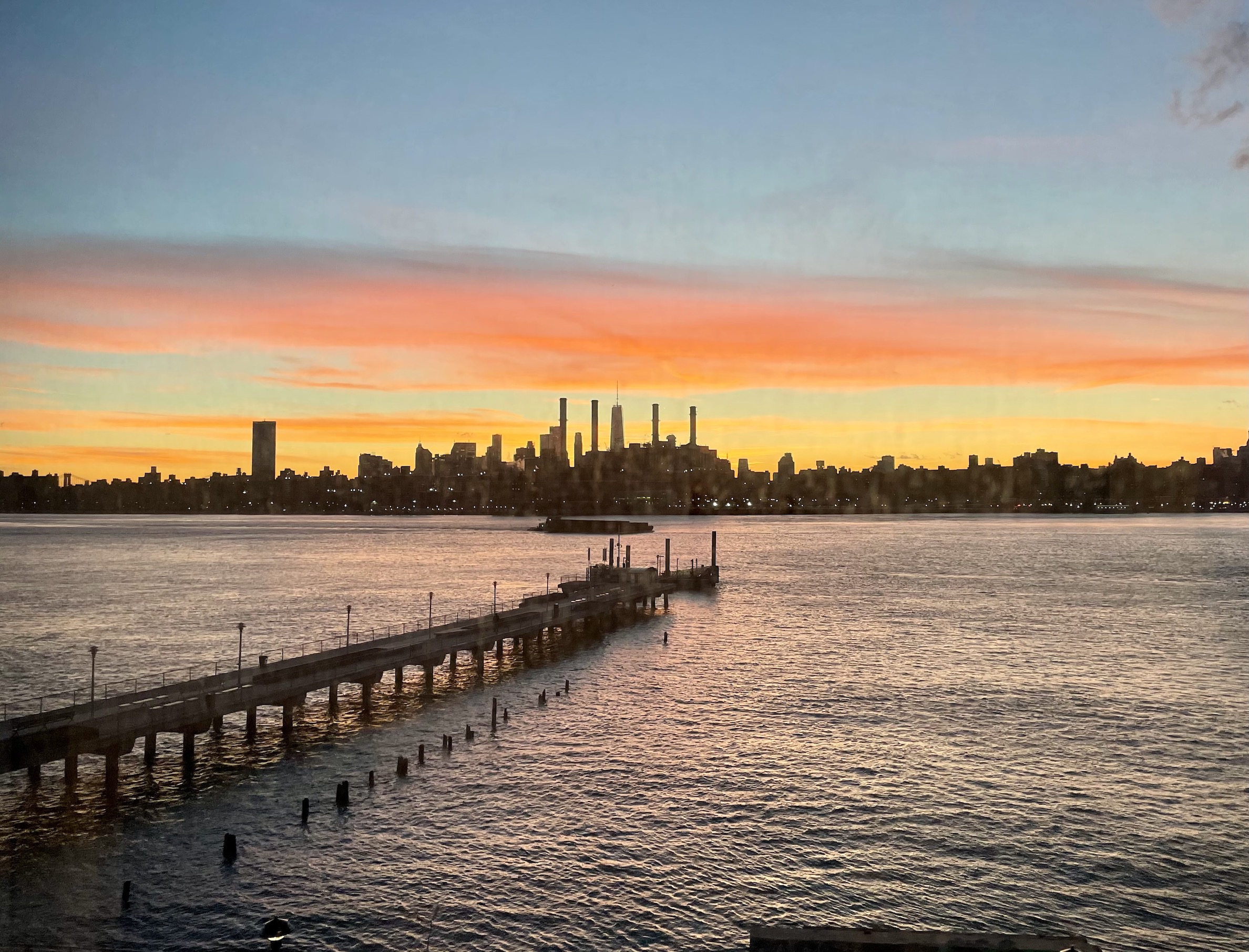 Greenpoint Ferry Riders May Be Stranded Until May 2022 - Greenpointers