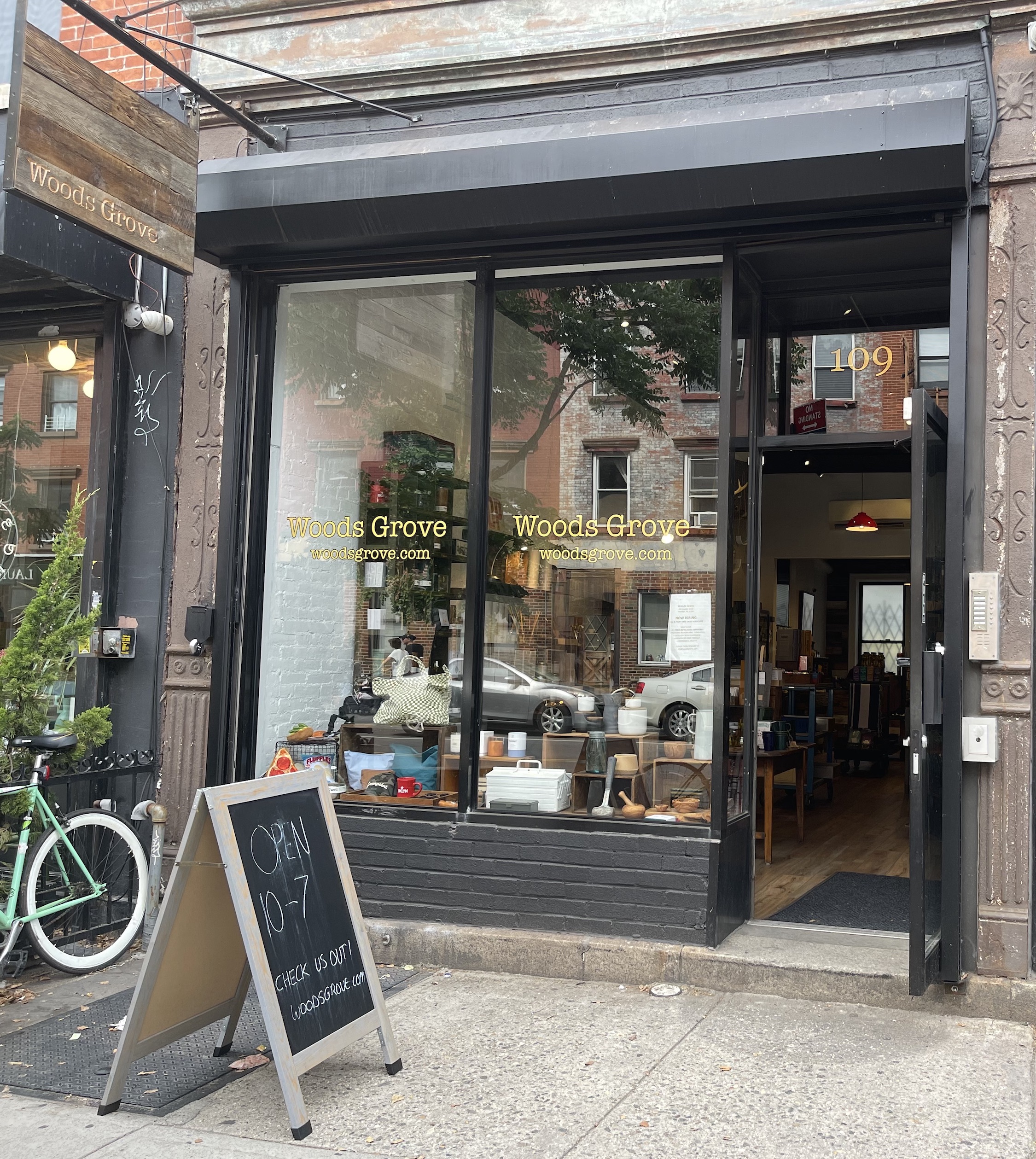 store front - Greenpointers