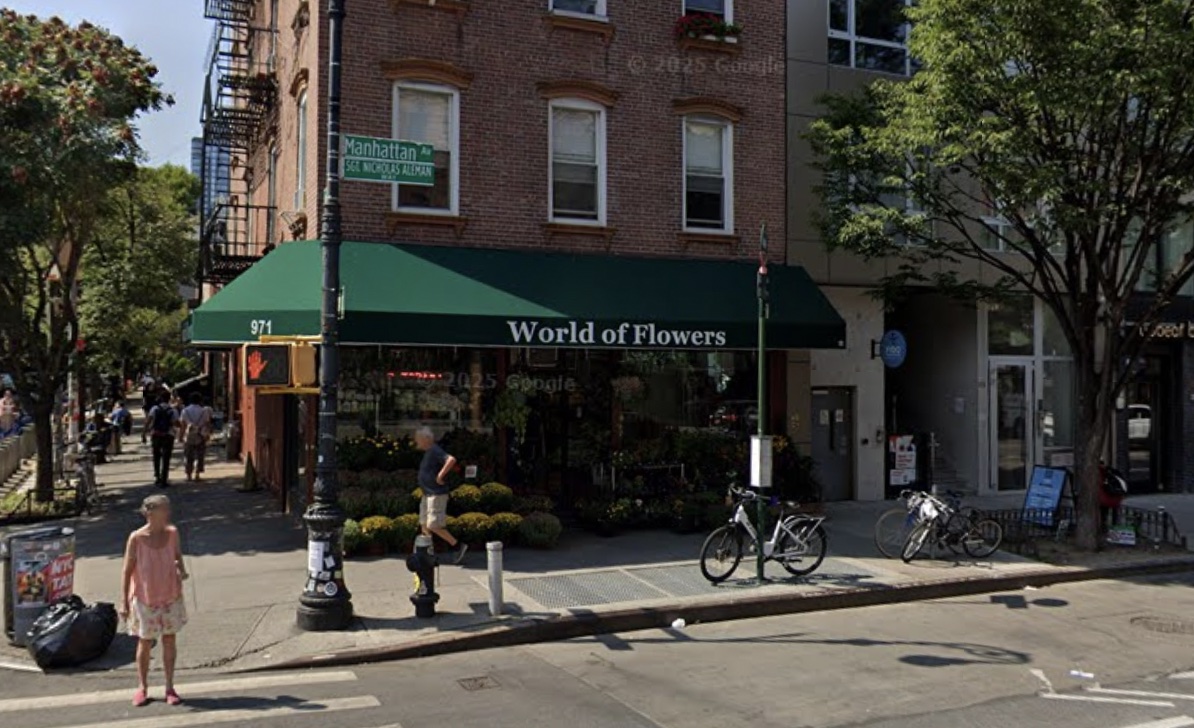 World of Flowers Closing After More Than 30 Years - Greenpointers