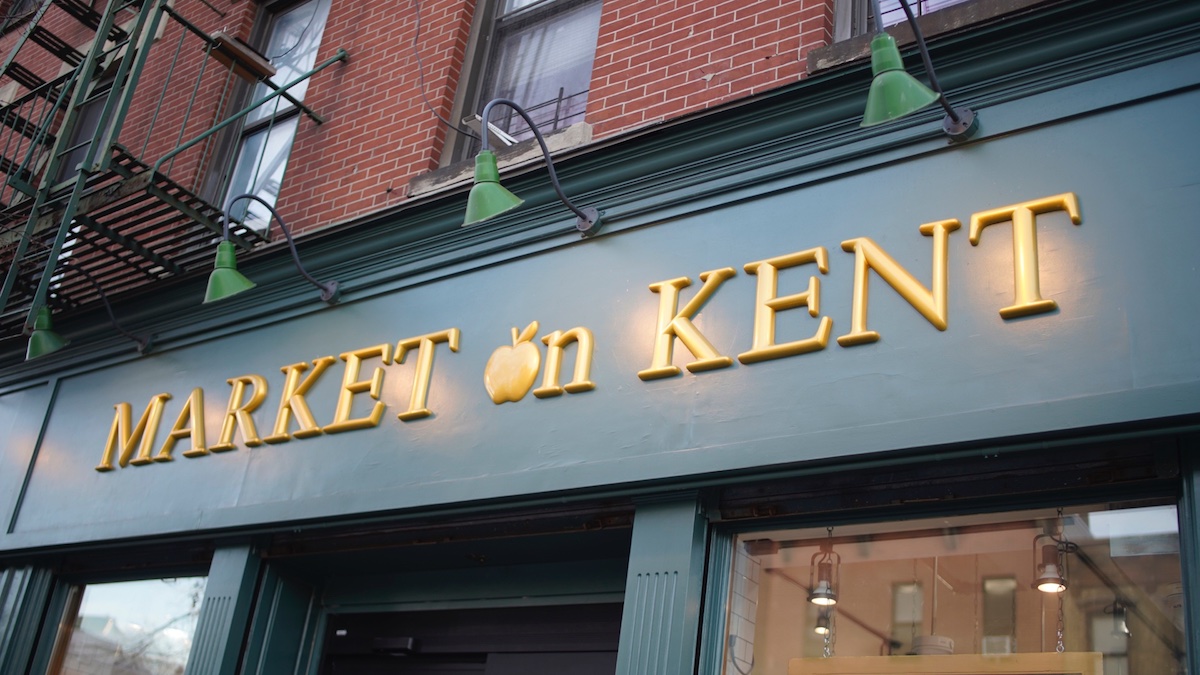 Market on Kent Opens in Former Garden Space - Greenpointers