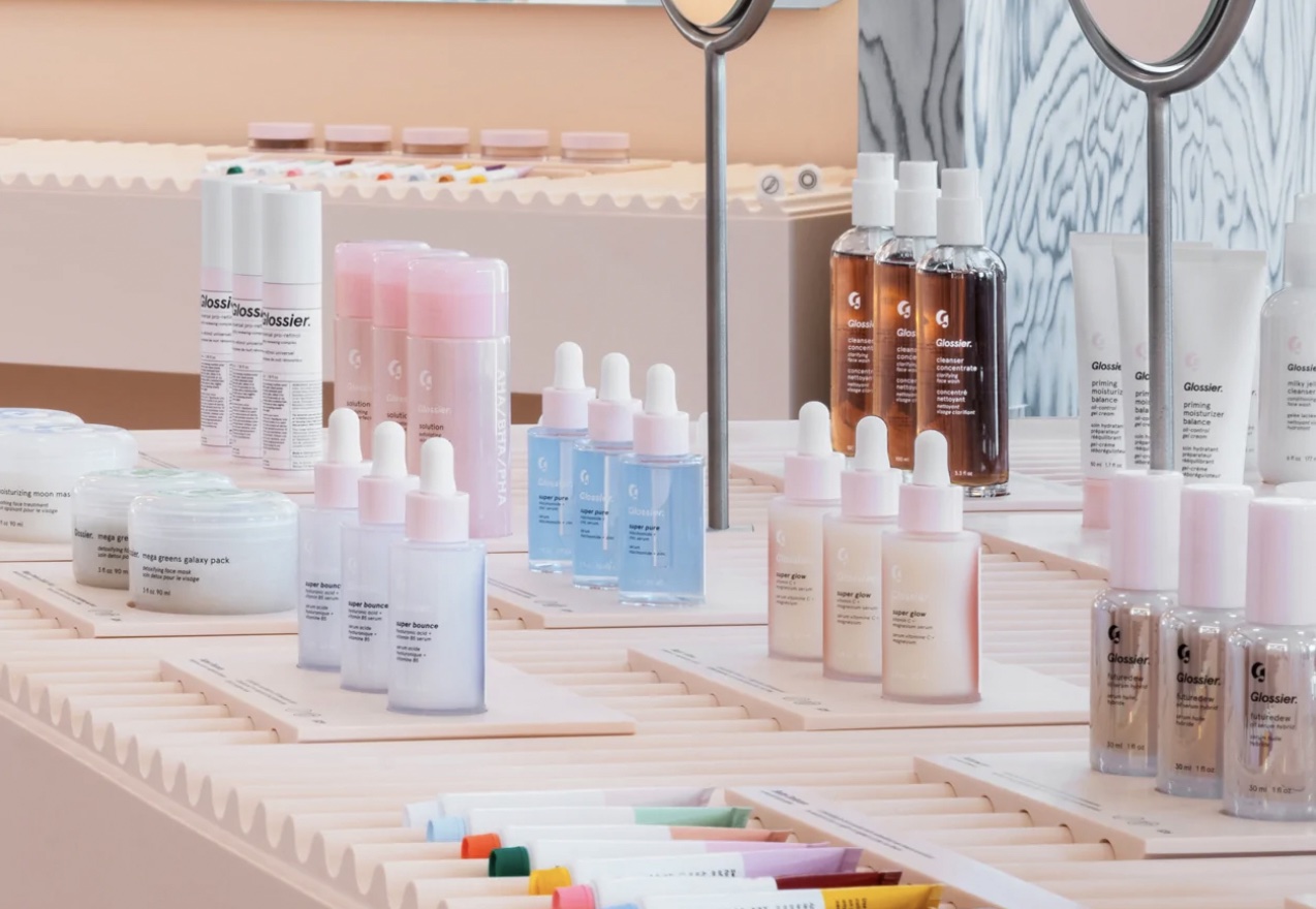Glossier Store Made Its Brooklyn Debut This Weekend - Greenpointers