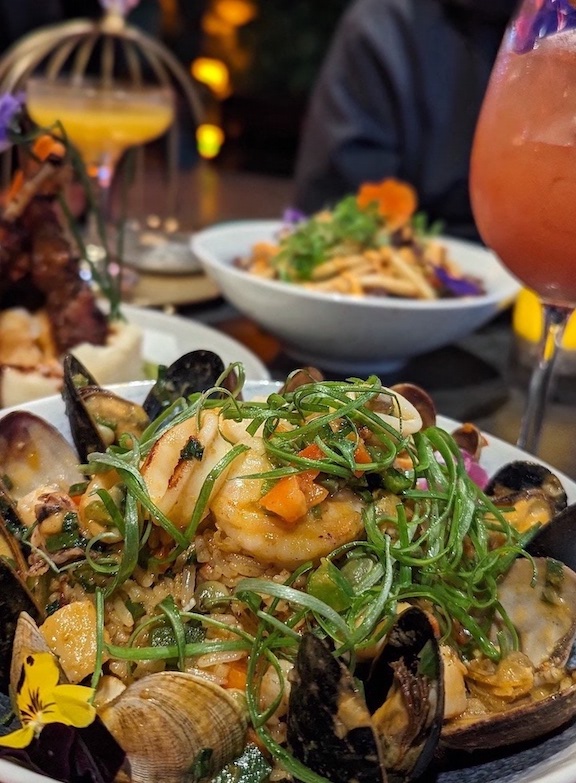 PXL_20240322_223121175.PORTRAIT - Greenpointers