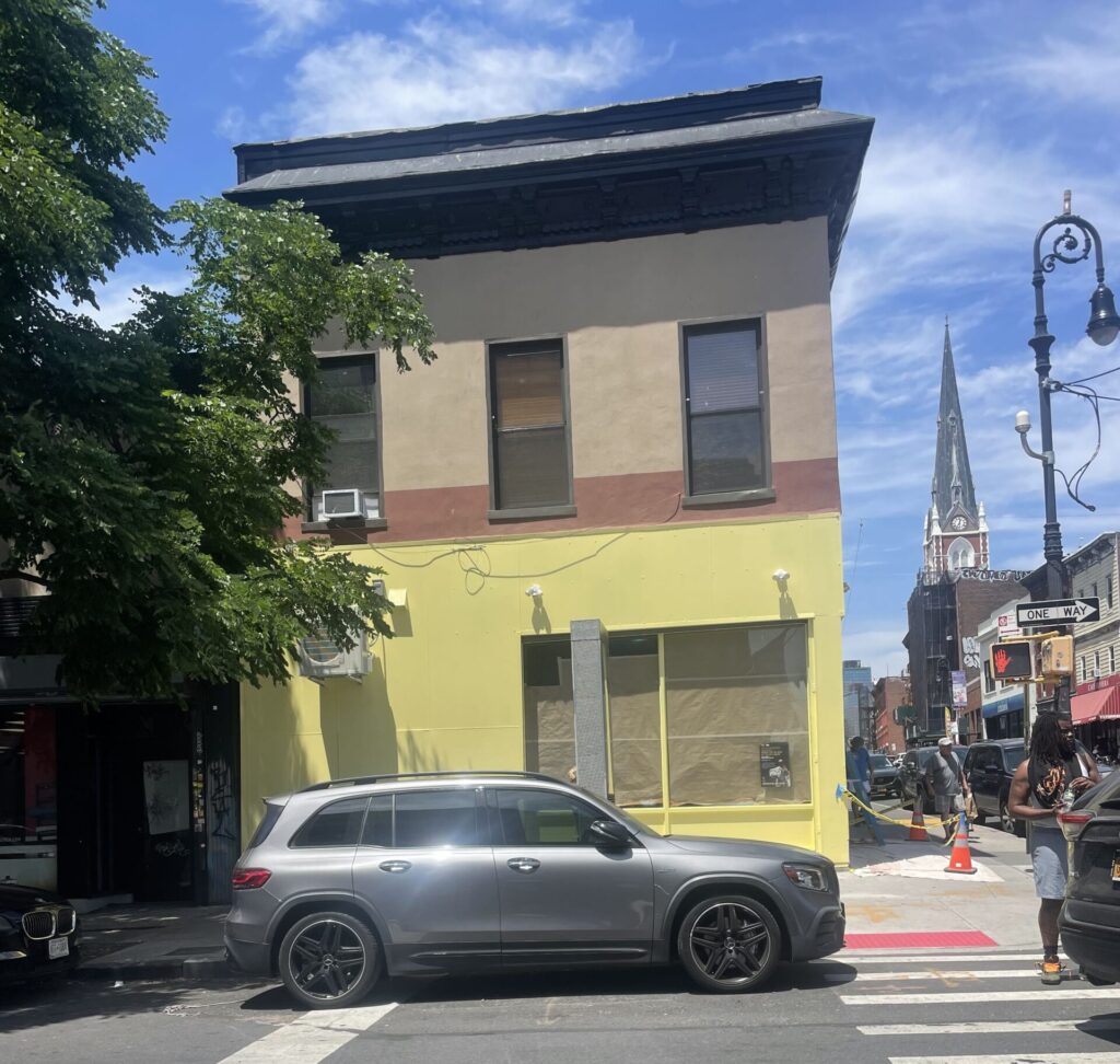 Sailor & Siren Lobster Roll Pop-Up Finds Permanent Home in Greenpoint ...